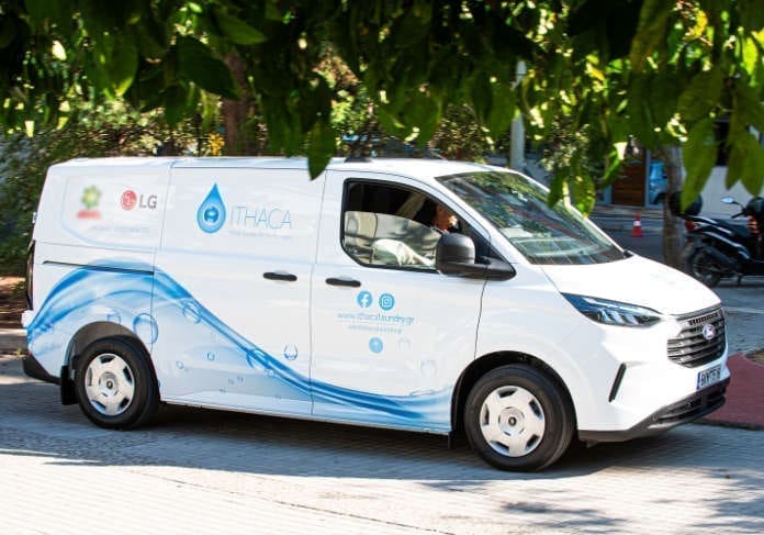 Η LG δίνει εικόνα στις ιστορίες της ithaca laundry με αφορμή την παγκόσμια ημέρα αστεγίας